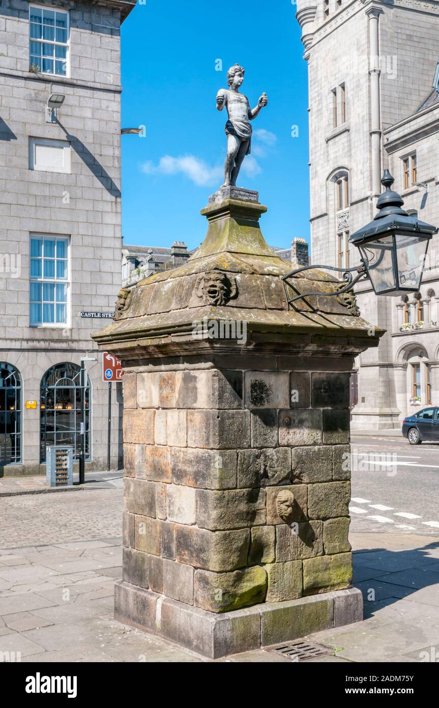 The Mannie in the Green statue in Aberdeen is on a former wellhead ...