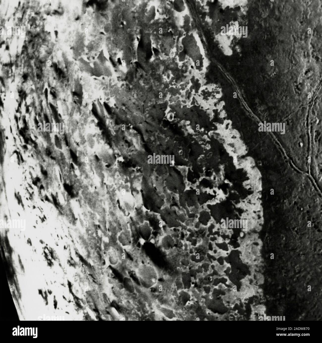 Image in visible light of the surface of Triton, the largest of Neptune ...