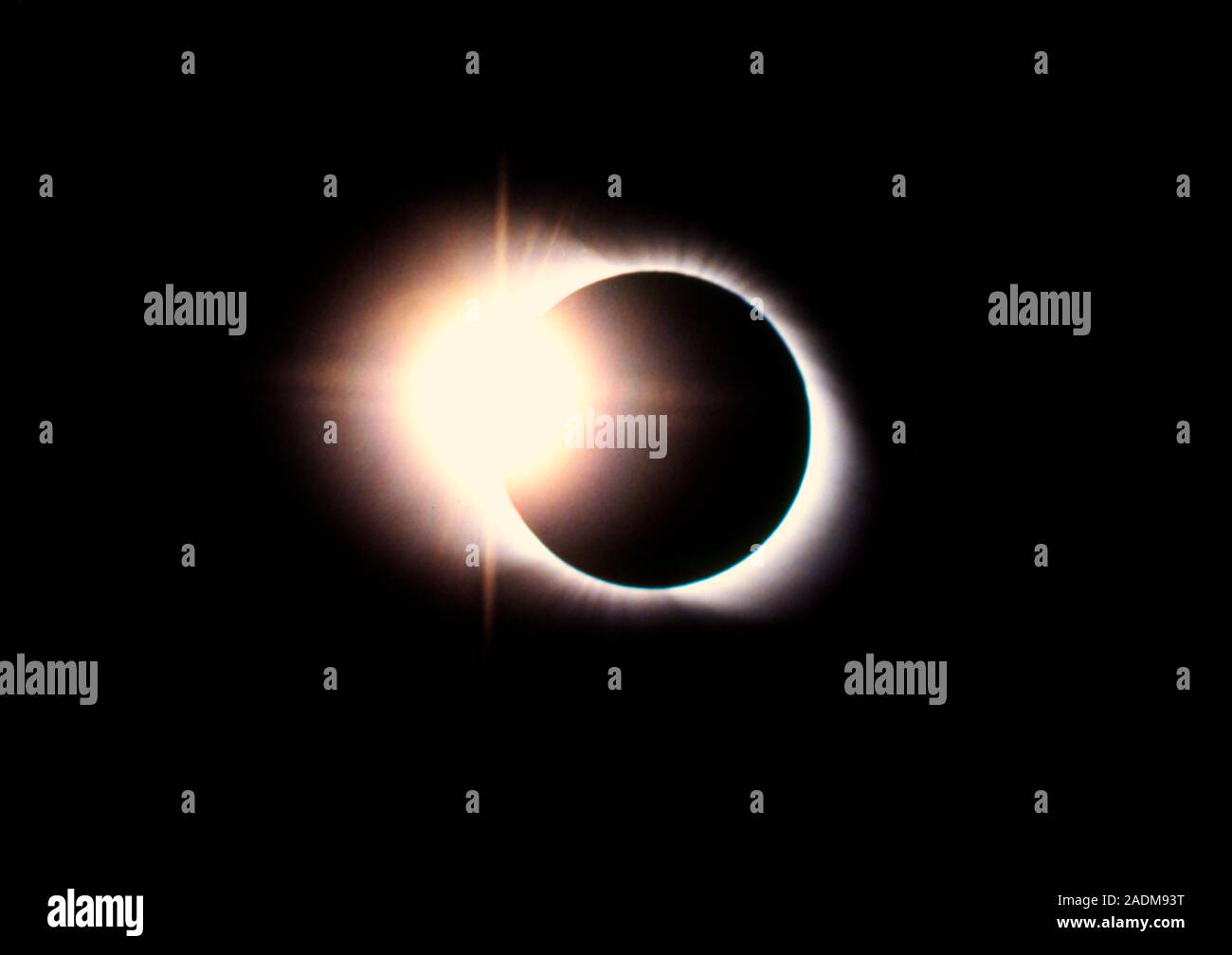Diamond ring effect. View of the 'diamond ring' seen toward the end of ...