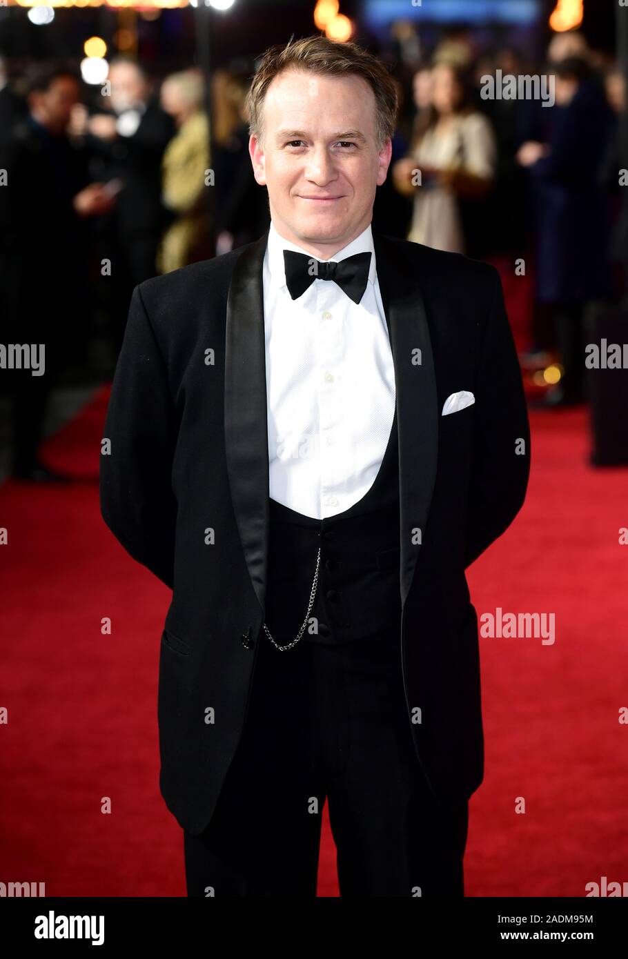 Jamie parker attending 1917 world premiere leicester square hi-res ...