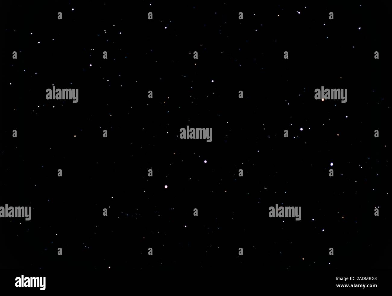 The two bright stars just below centre are Alpha Centauri (left) & Beta ...
