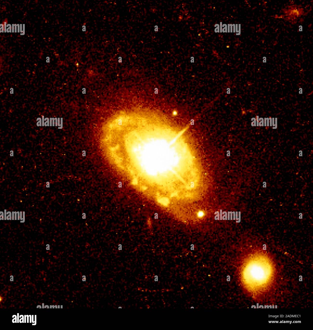 Quasar. Hubble space telescope (HST) optical image of quasar PG 0052 ...