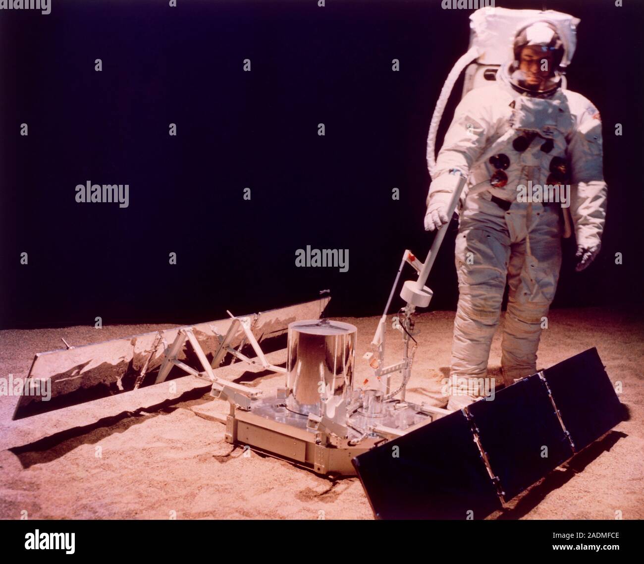 Seismometer powered by solar cells to detect lunar vibrations for ...