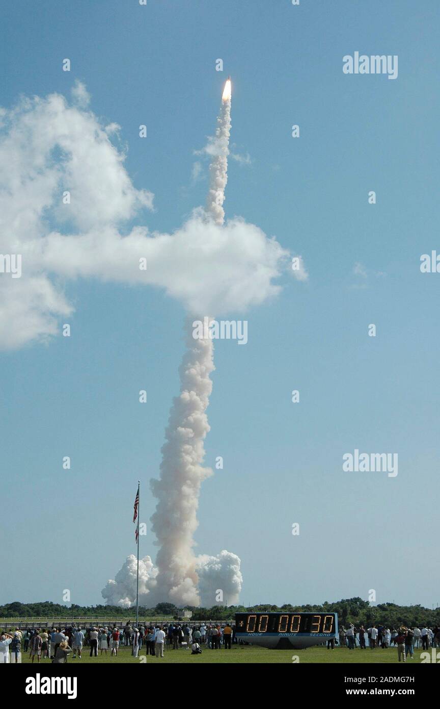 Return to Flight launch on 26th July 2005. Return to Flight, space ...