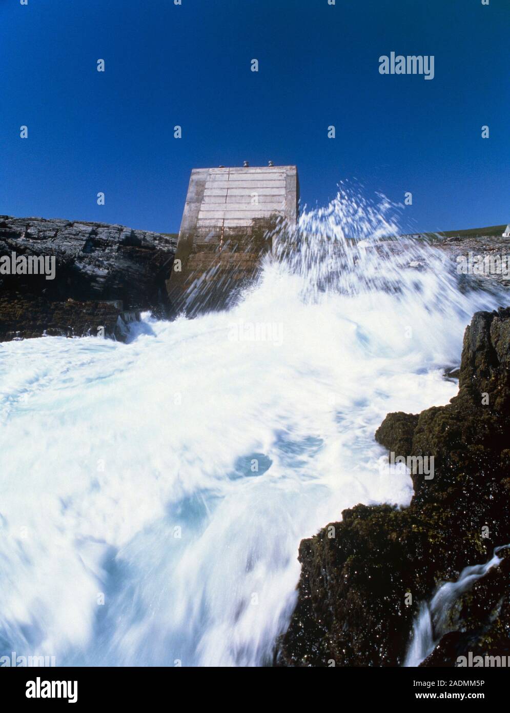 Prototype wave-powered electricity generator under evaluation near ...