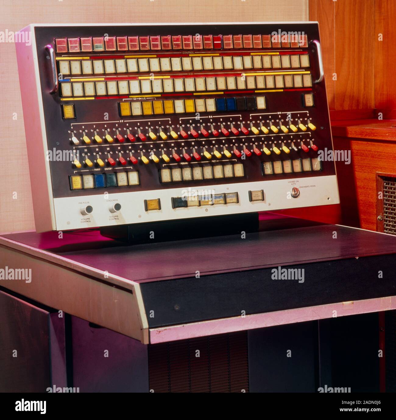 Early computer. Console of the Atlas 1 computer, a pioneering design ...