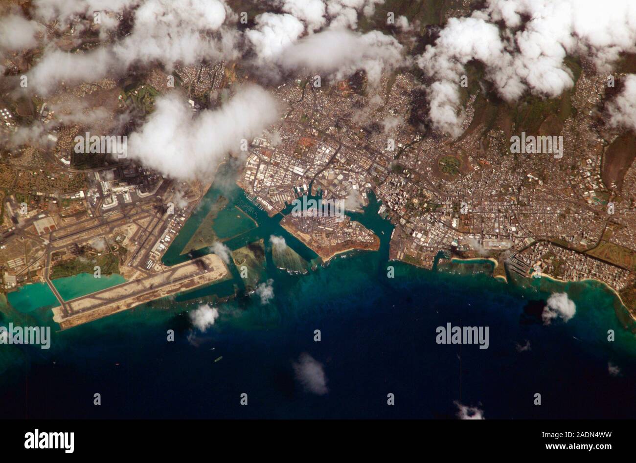 Honolulu International Airport, Hawaii, seen from the International ...