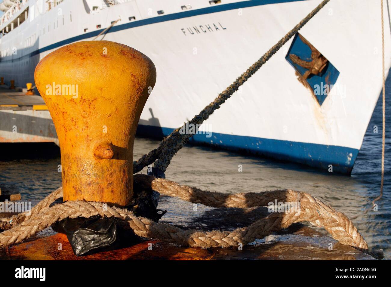 Ship's mooring. Cruise liner moored at a dockside. Photographed in the ...