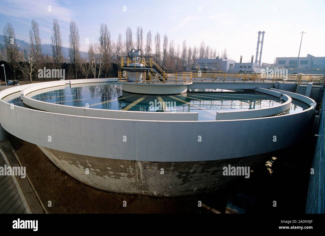 Water industry. Flocculation and settling stage for purifying drinking ...