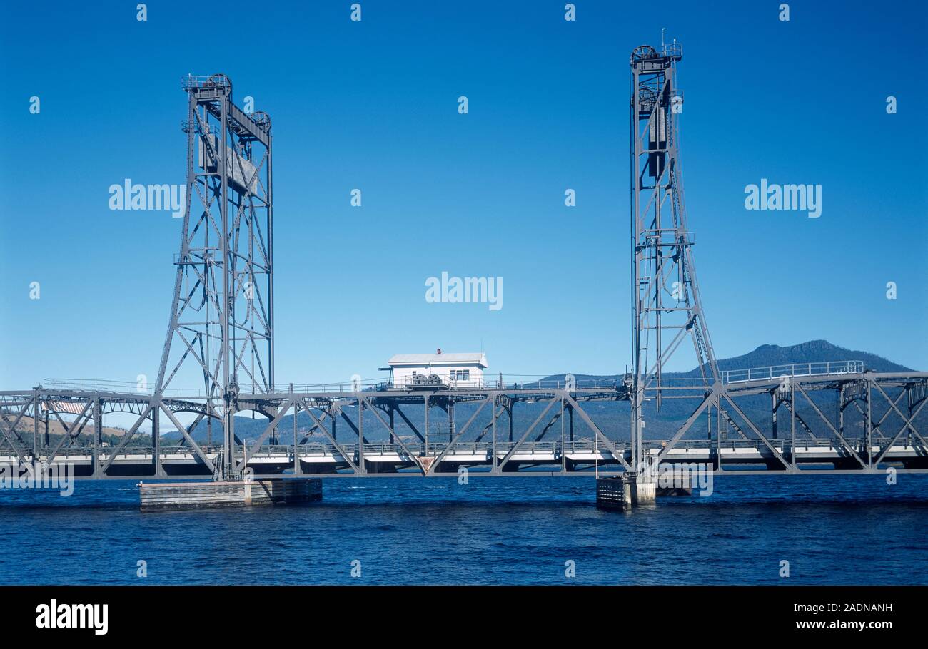 Lifting bridge. The deck of this type of bridge can move to allow ...