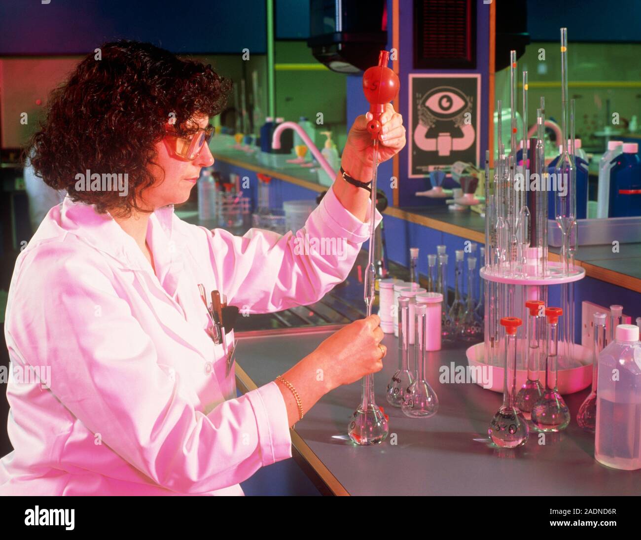 Laboratory bench analysis in the quality control stages of the ...