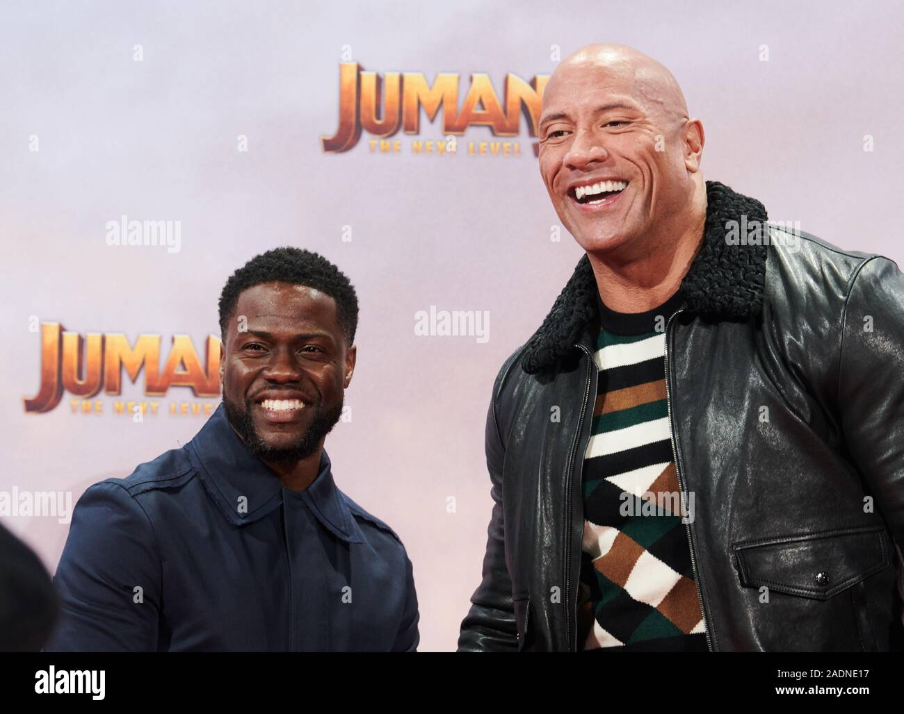 Berlin, Germany. 04th Dec, 2019. The actors Kevin Hart and Dwayne ...
