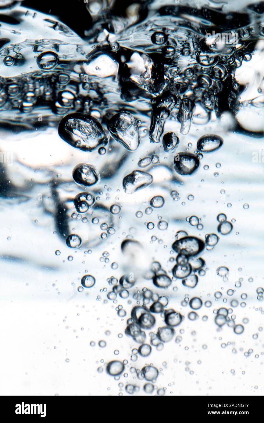 High speed bubbles hi-res stock photography and images - Alamy