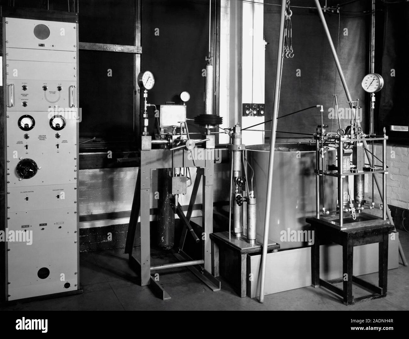 Equipment for measuring gas properties. This apparatus is used to ...