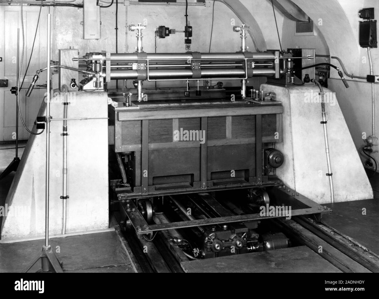 Dilatometer-comparator apparatus. This apparatus is used to calibrate ...