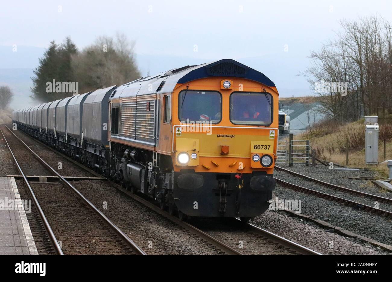 Railfreight livery hi-res stock photography and images - Alamy