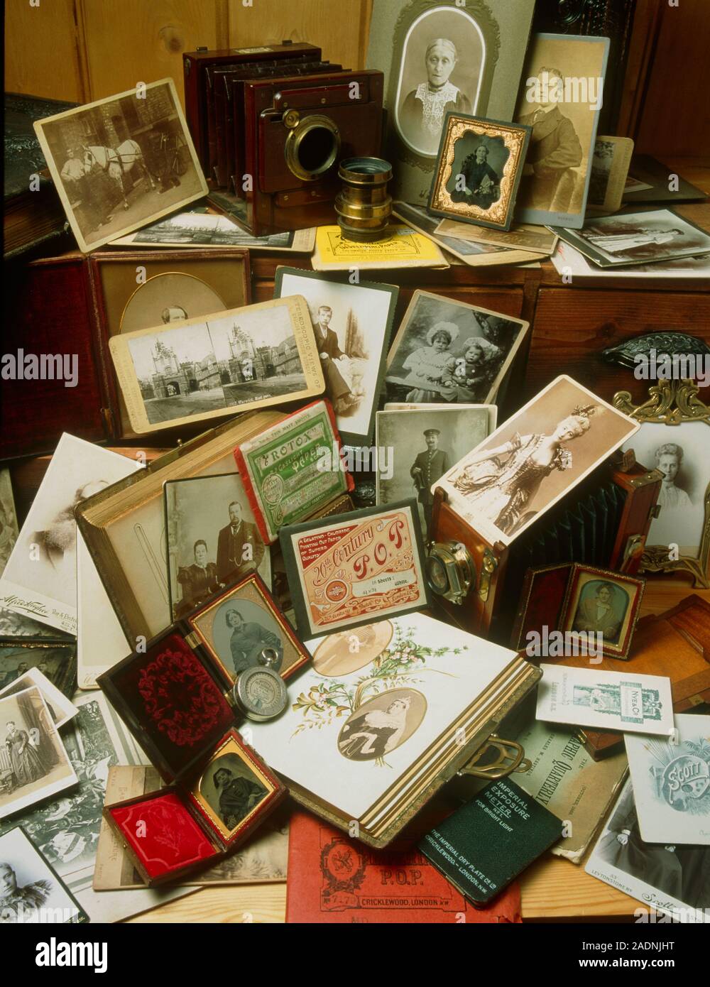 Early photography. Assortment of photographic equipment from the 19th ...
