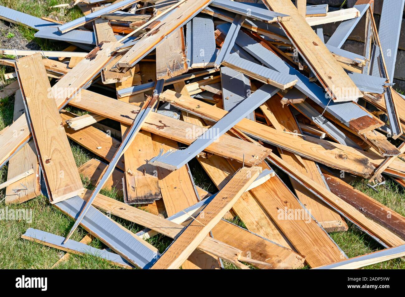 Garbage cabin hi-res stock photography and images - Alamy