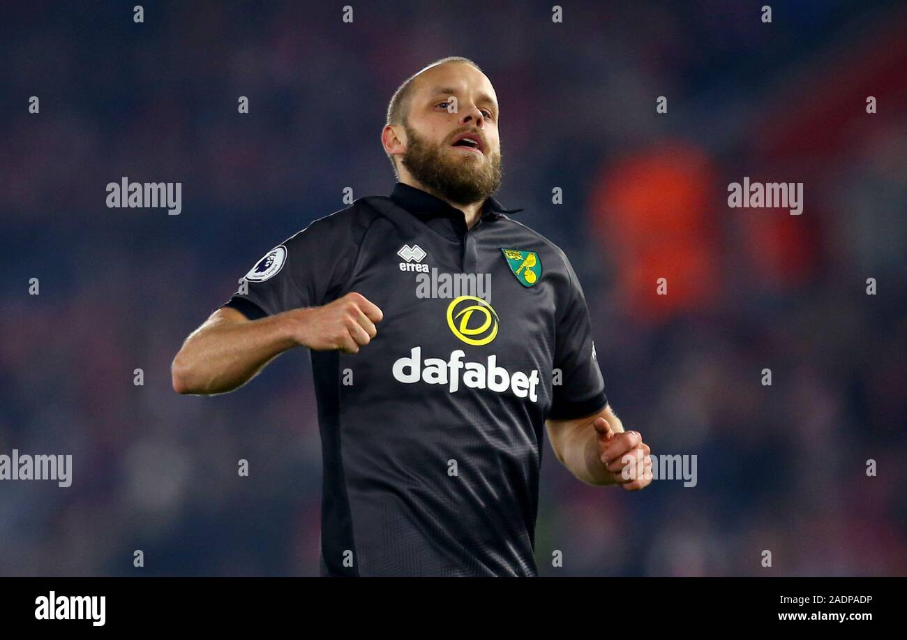 Pukki goal hi-res stock photography and images - Alamy