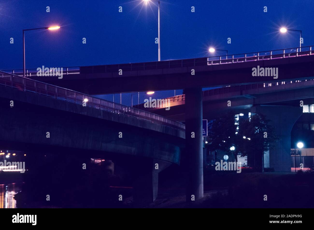 Autoverkehr, Autobahn bei Nacht - Traffic, Highway at Night Stock Photo ...