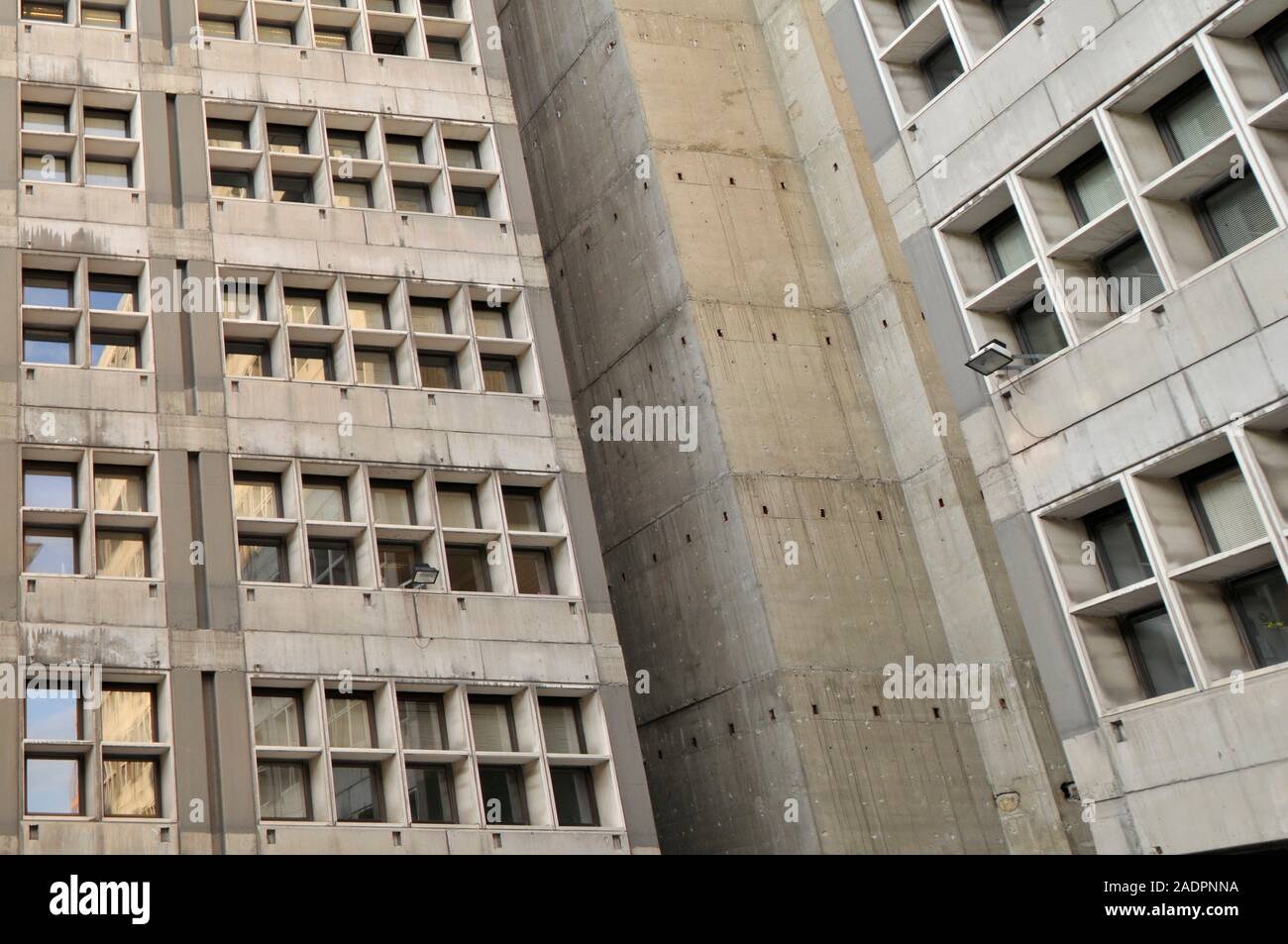 Hochhausfassade - High-Riser Facade Stock Photo - Alamy