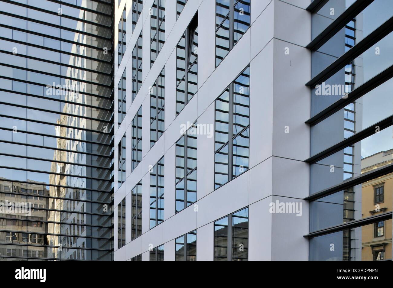 Hochhausfassade - High-Riser Facade Stock Photo - Alamy