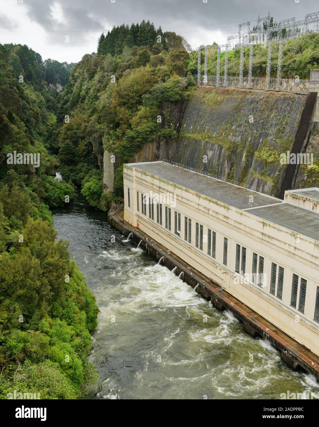 Arapuni hydroelectric hi-res stock photography and images - Alamy