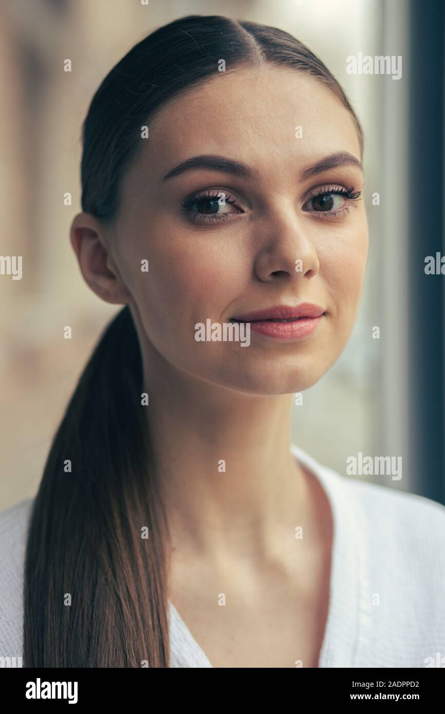 Long haired woman hi-res stock photography and images - Alamy