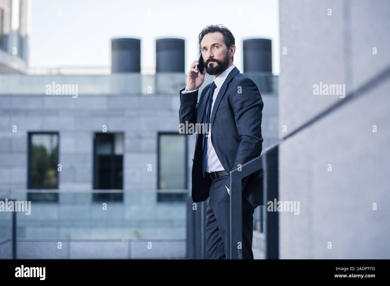 Talking with boss serious hi-res stock photography and images - Alamy