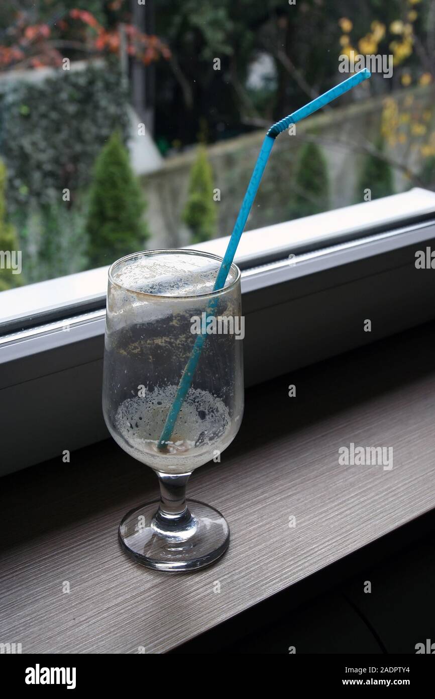 Empty glass and straw hi-res stock photography and images - Alamy
