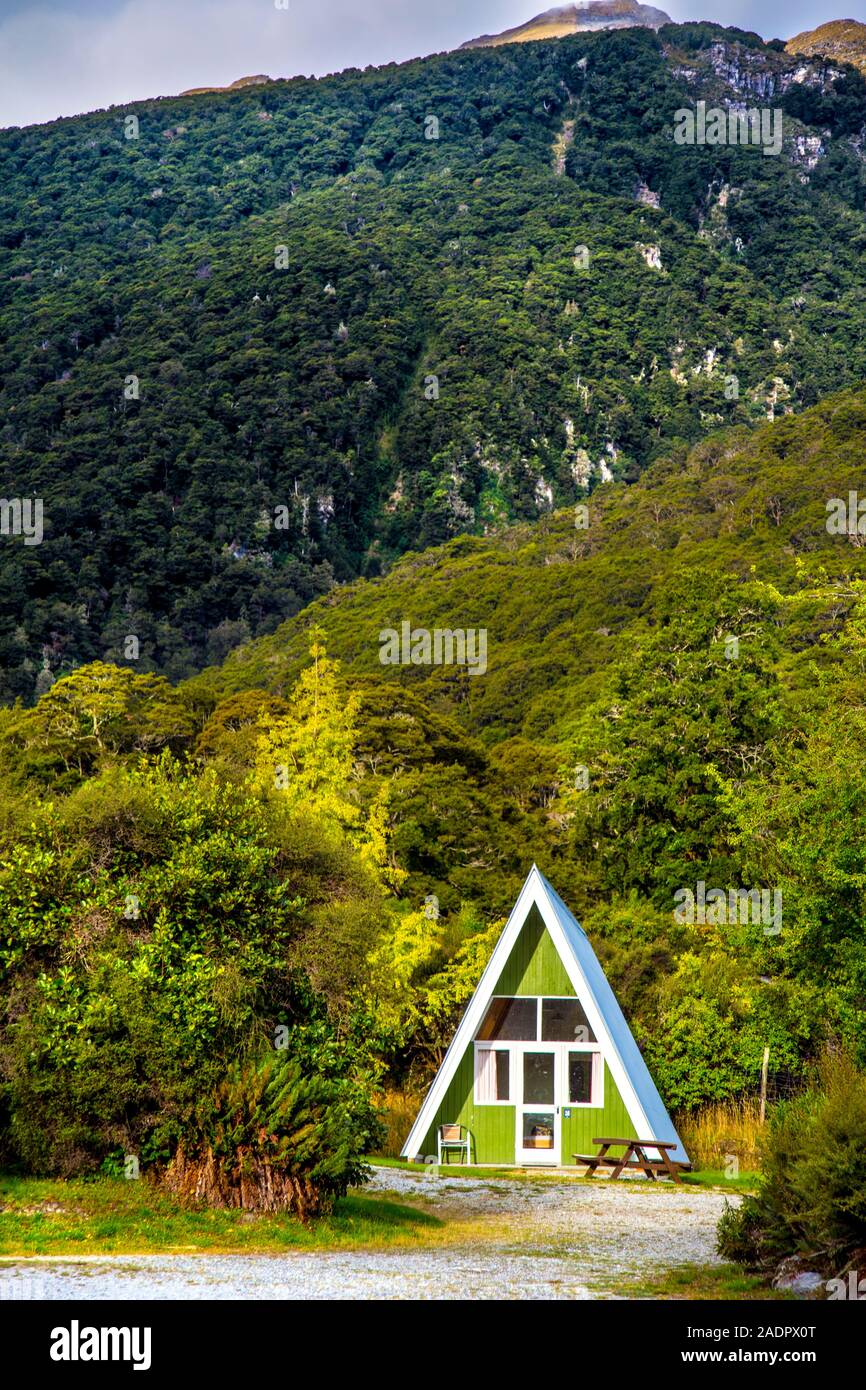 Wonderland Makarora lodge, Makarora, New Zealand Stock Photo - Alamy