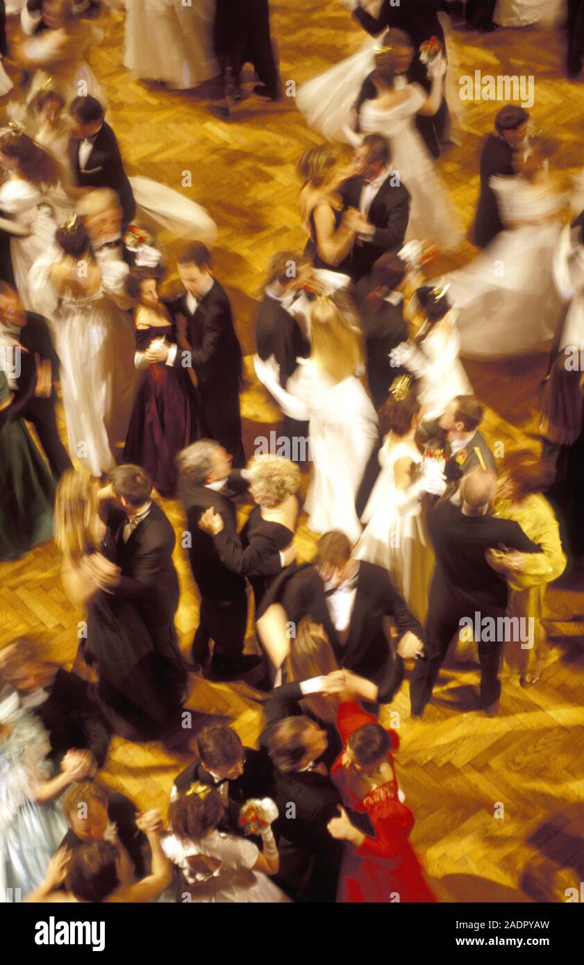 Opernball wien hi-res stock photography and images - Alamy