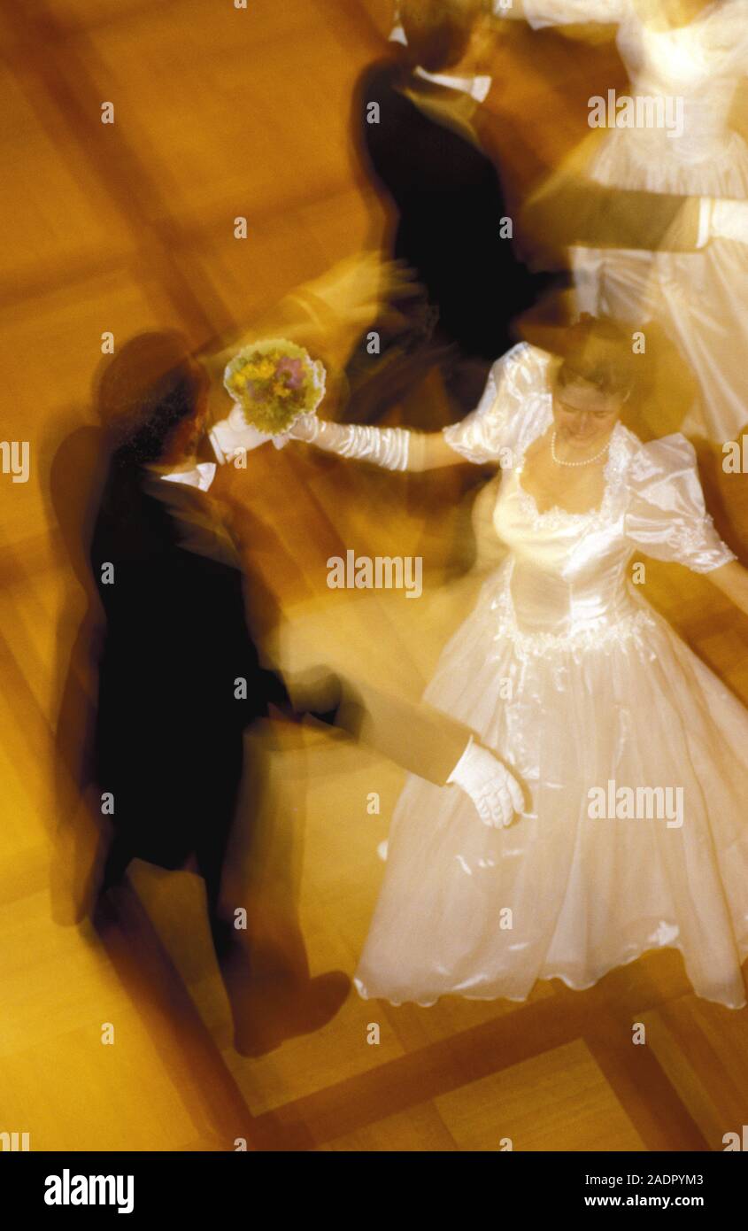 Ball dancing vienna hi-res stock photography and images - Alamy