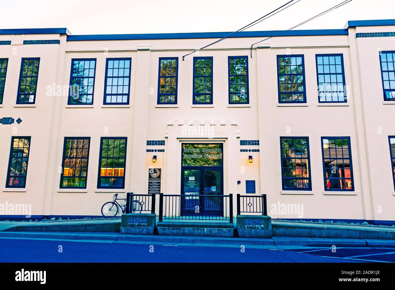 Sitka sound science center hi-res stock photography and images - Alamy