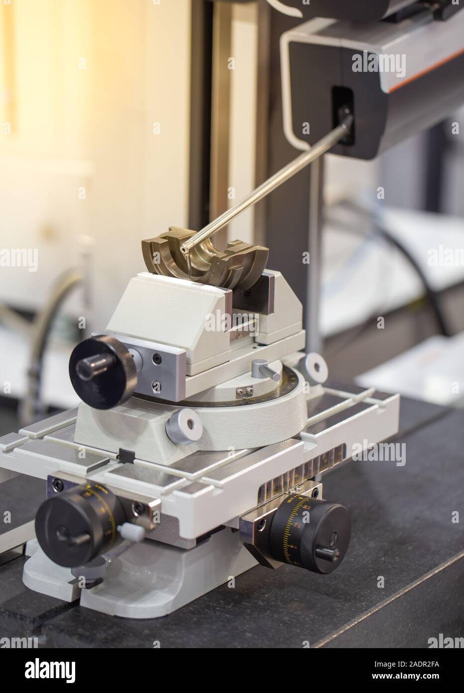 Hybrid Surface Texture Measuring System for surface roughness and ...