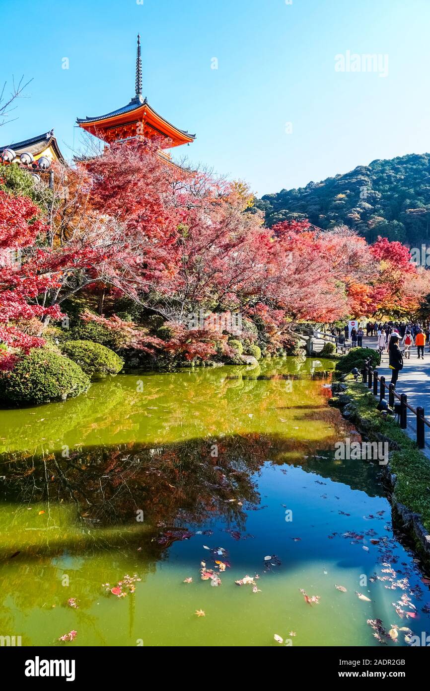 Three story pagoda kiyomizu dera temple kyoto hi-res stock photography ...