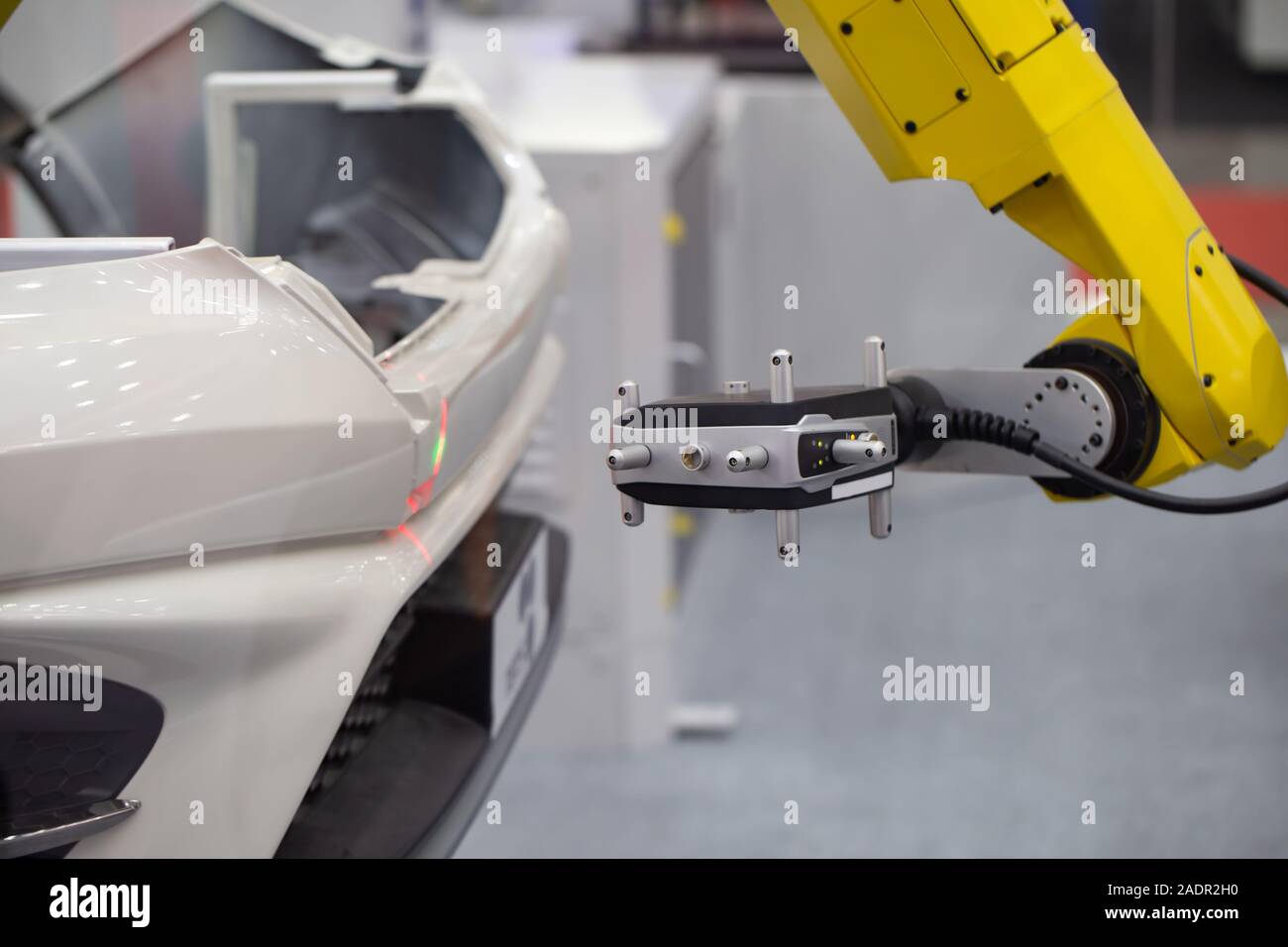 Automated robotic arm CMM scanning in automotive insustry Stock Photo ...
