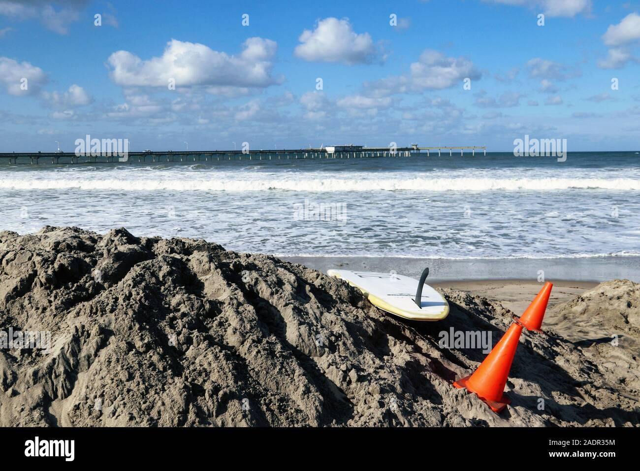 Surfboard on the beach near Ocean Beach Pier Stock Photo - Alamy