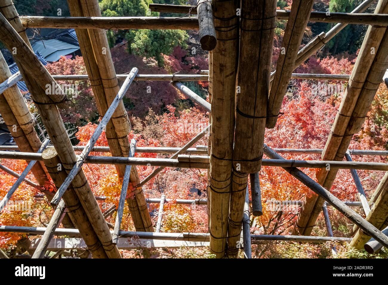 Wooden scaffolding at Kiyomizu-dera Temple in Kyoto, Japan Stock Photo ...
