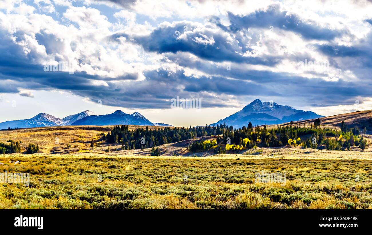 Gallatin range hi-res stock photography and images - Alamy