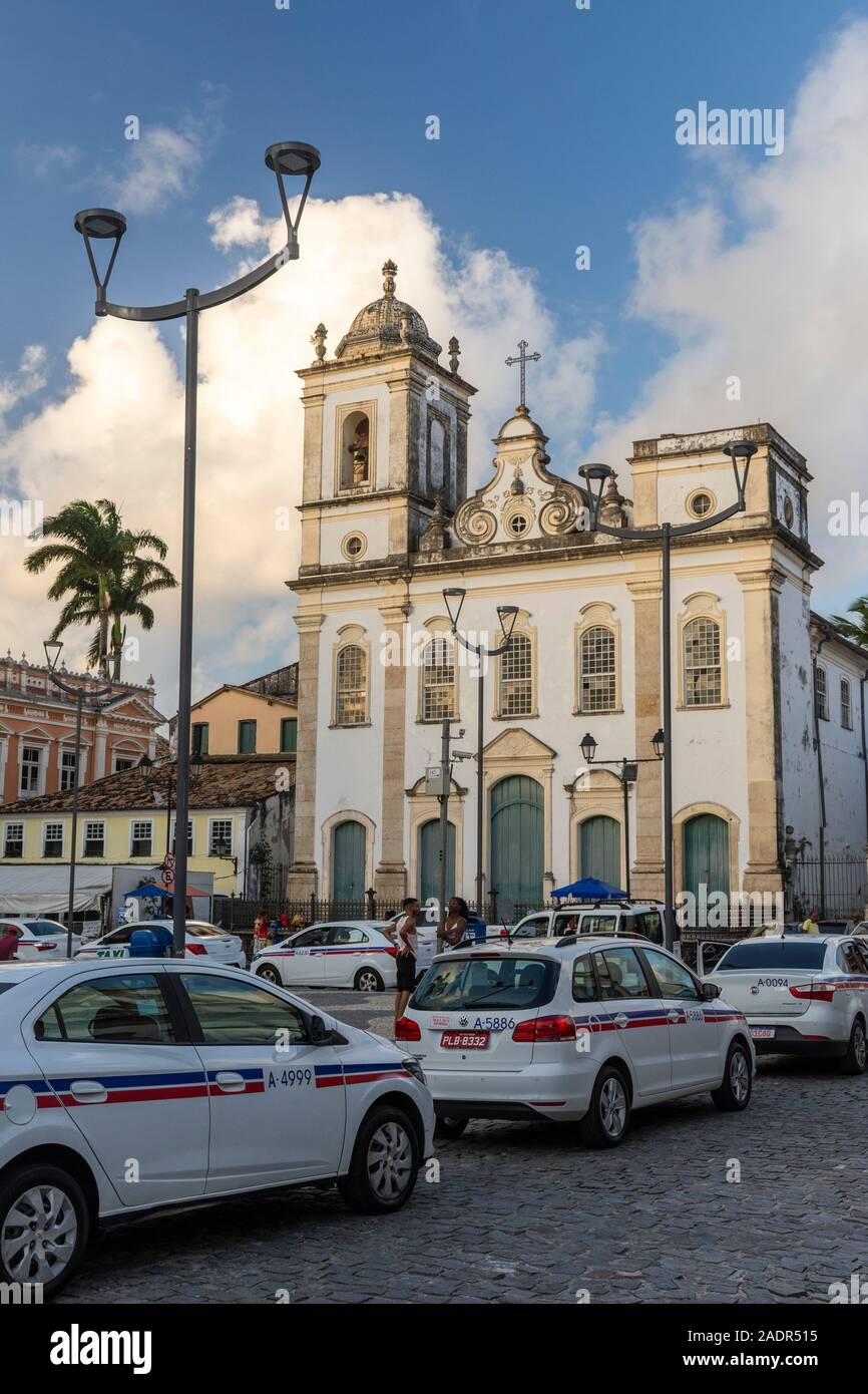 Beautiful view to colonial church and buildings in the historic city ...