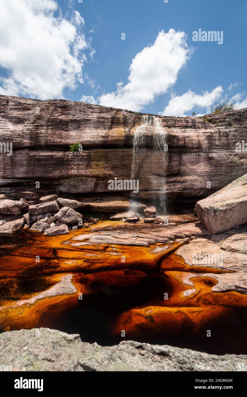 Beautiful natural waterfall on rocky landscape, Chapada Diamantina ...