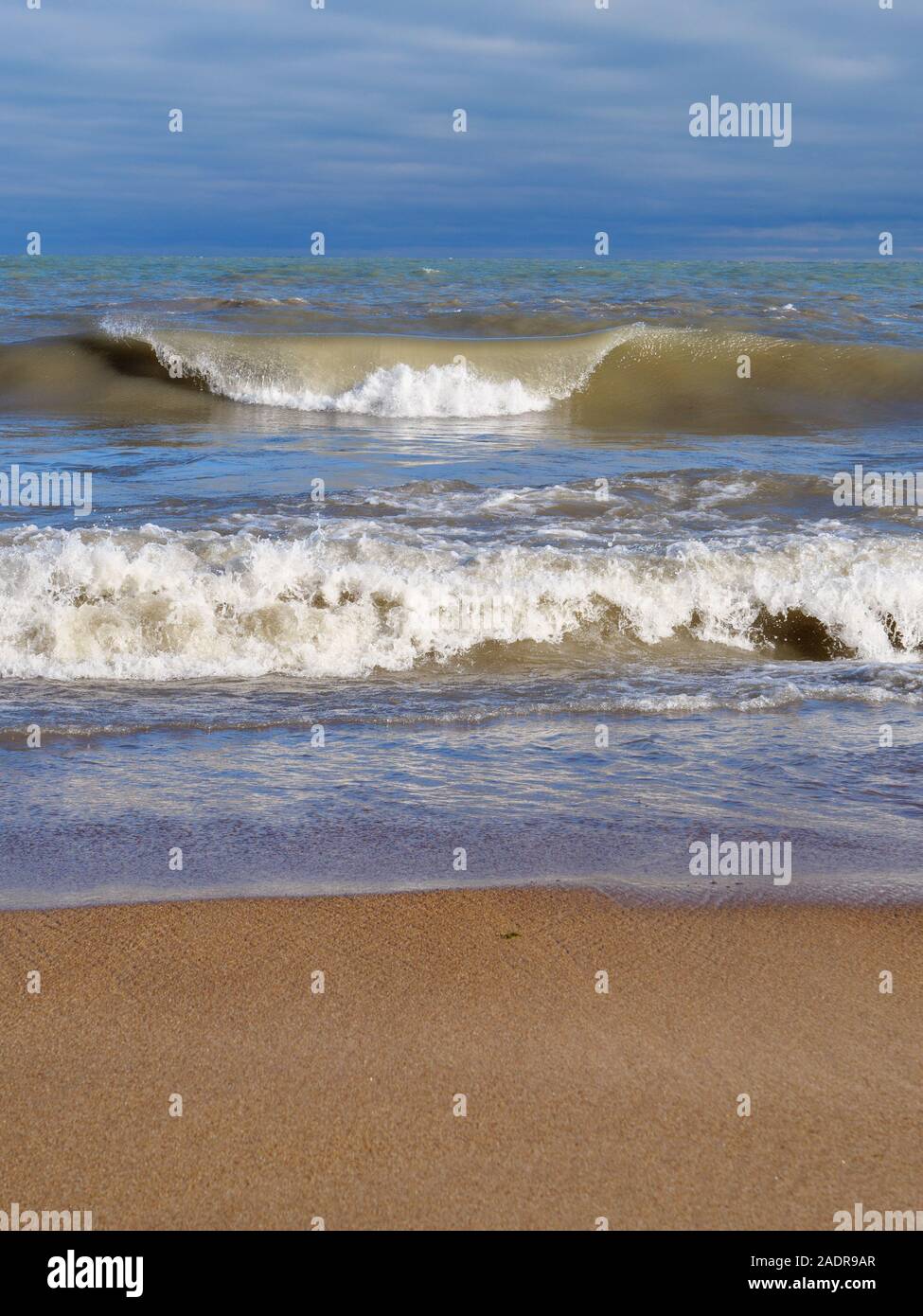 North avenue beach chicago surf hi-res stock photography and images - Alamy