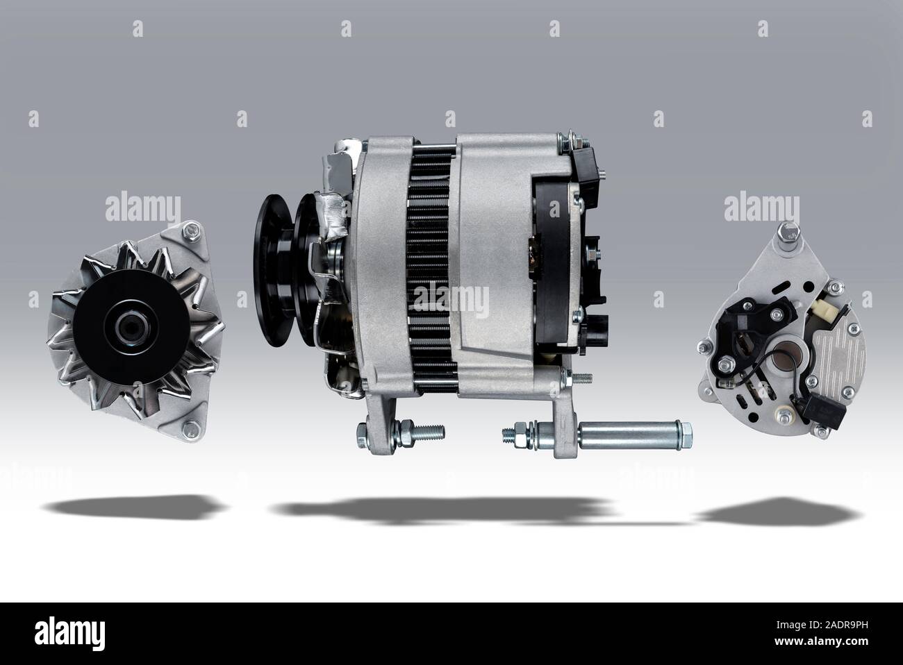 Alternator for agricultural machinery like tractor or combine-harvester ...