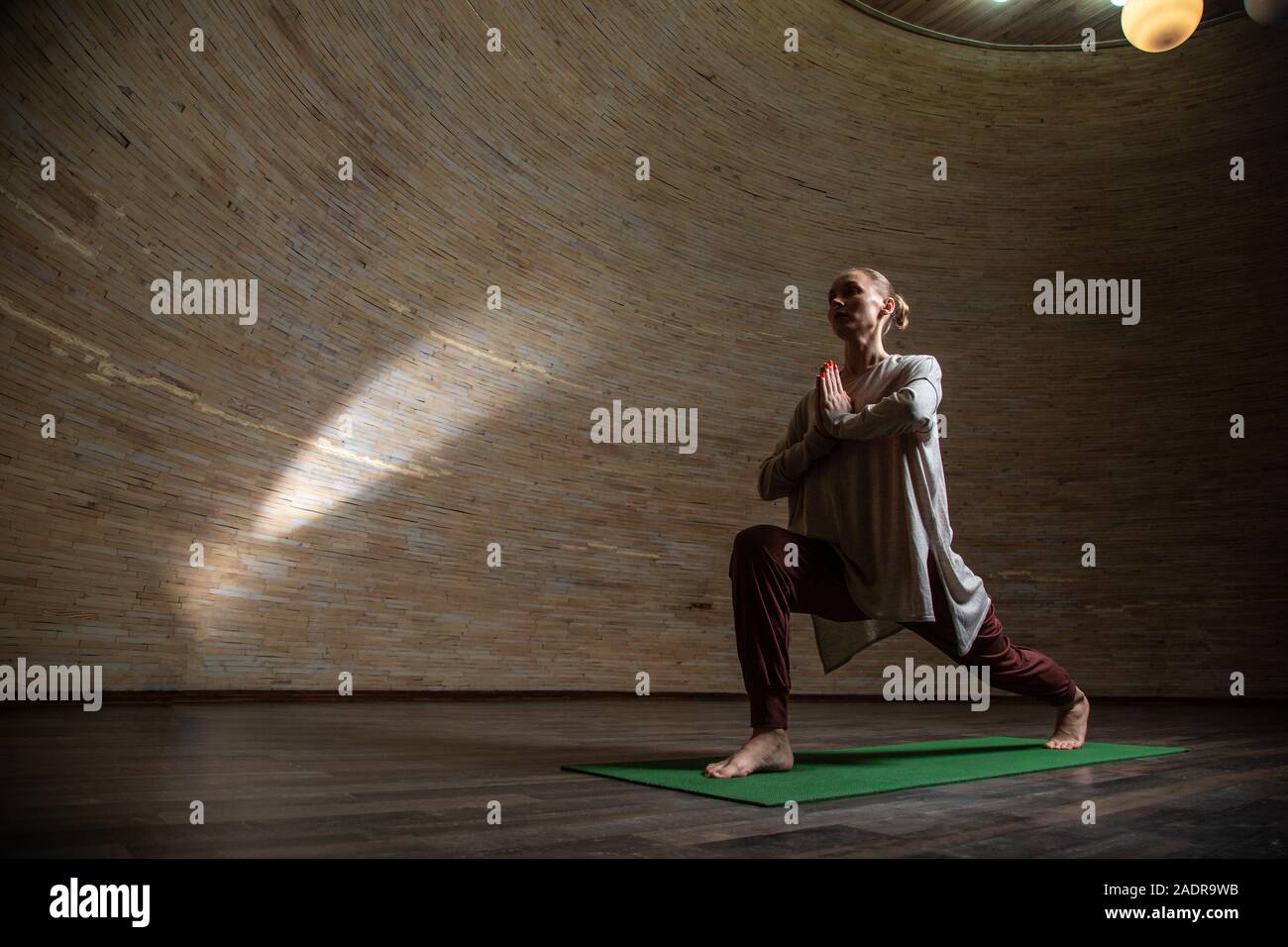 Yoga position one leg hi-res stock photography and images - Alamy