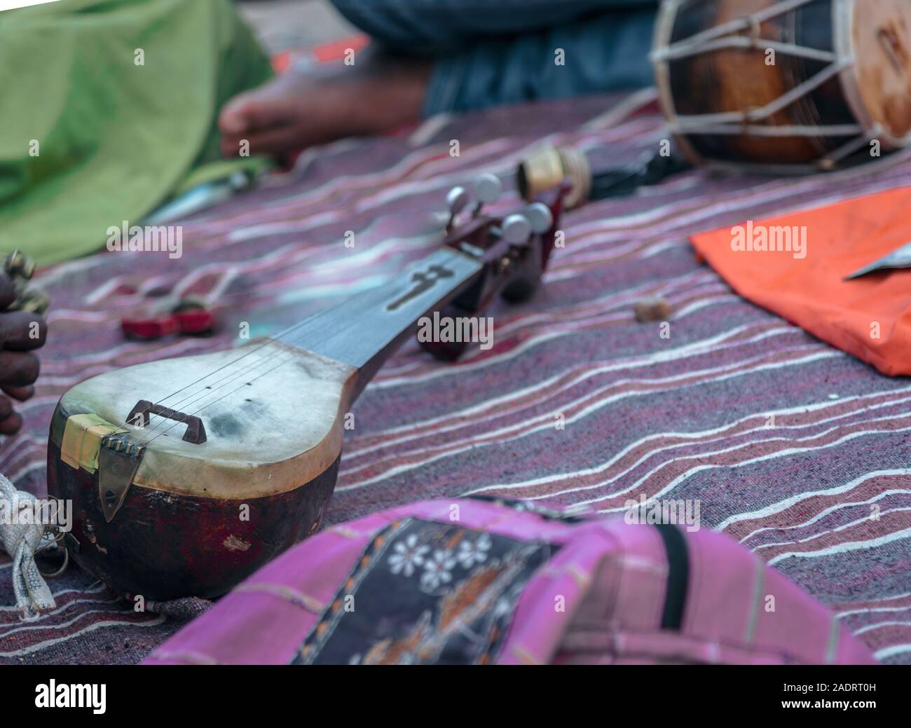 Ektara hi-res stock photography and images - Alamy