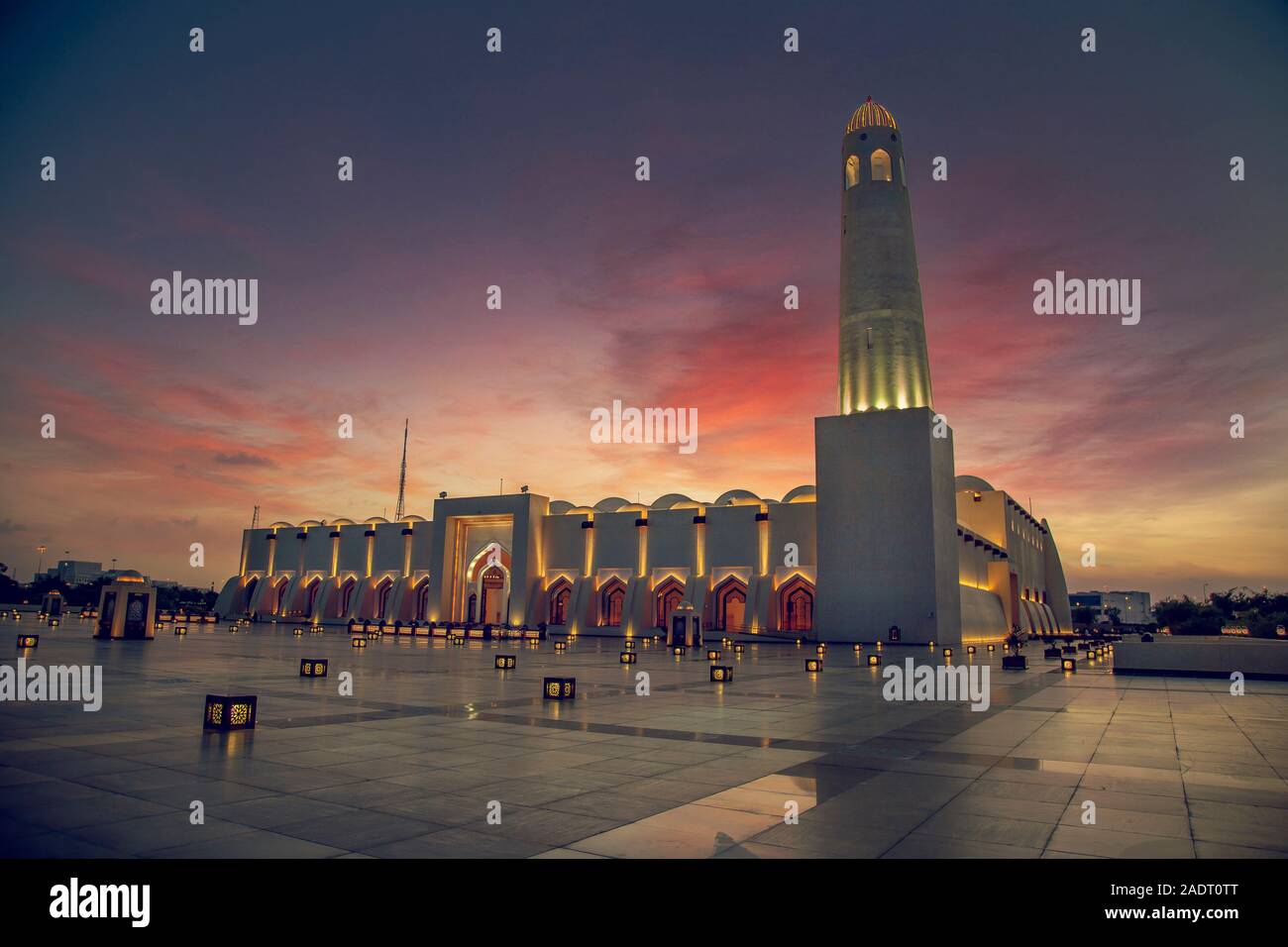 Sunset View Grand mosque Imam Abdul Wahab doha Stock Photo - Alamy