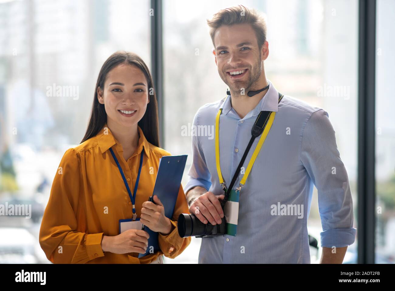 Reporters hi-res stock photography and images - Alamy