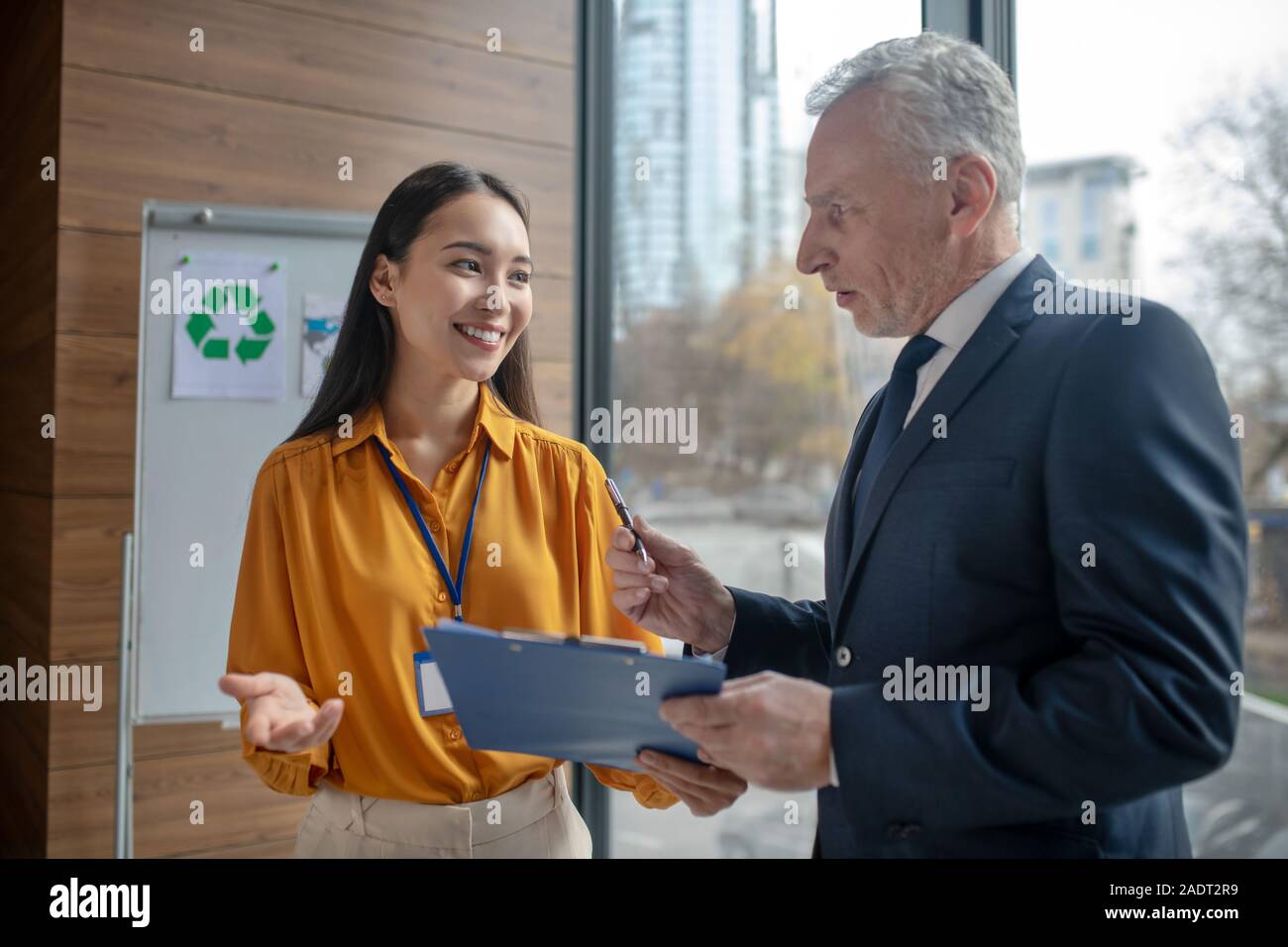 Boss and assistant hi-res stock photography and images - Alamy
