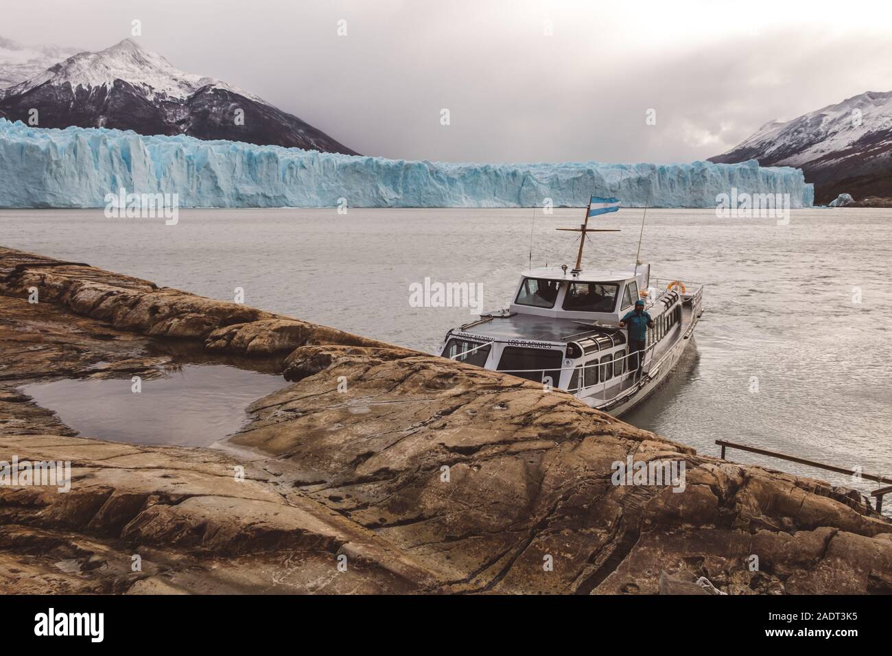Ocean explorer vessel hi-res stock photography and images - Alamy